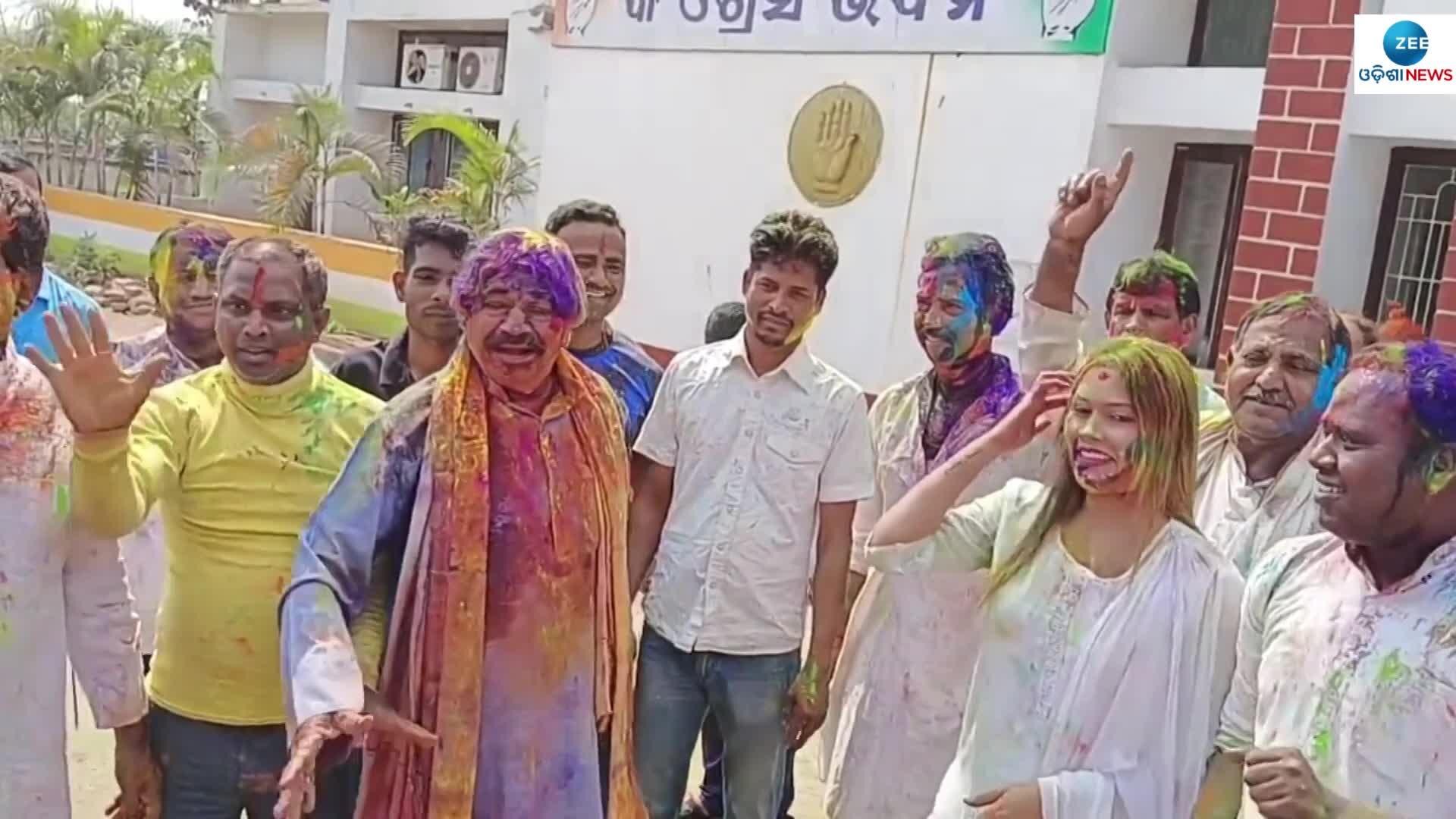 Sura Routray celebrated Holi by dancing with Nisha Maharana, watch the ...