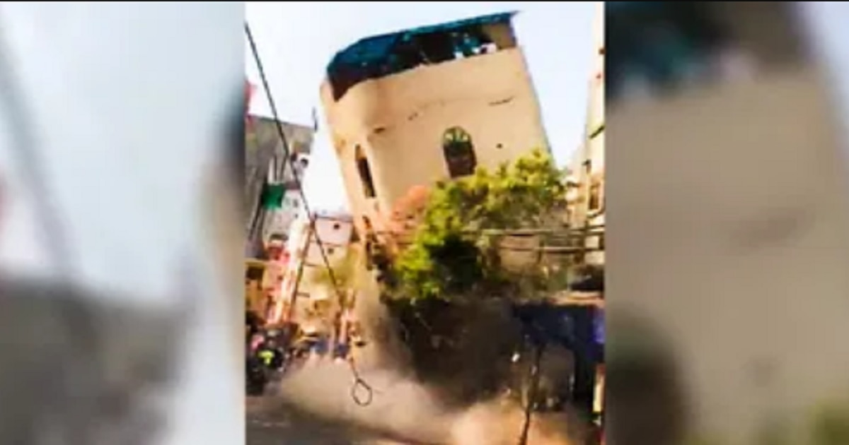 Delhi: house collapsed like a pack of cards, people kept on screaming ...