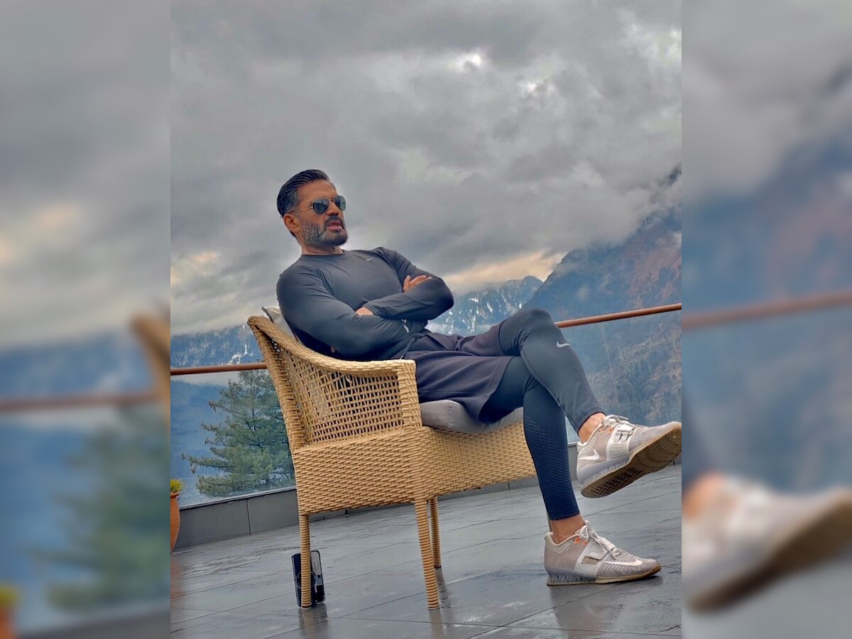 Priyanka chopra sunil shetty shilpa shetty and dharmendra these ...