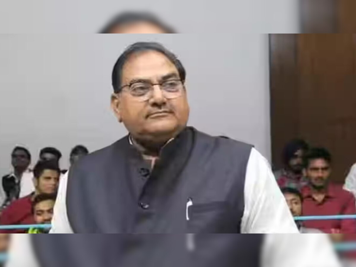 Haryana politics omprakash chautala and abhay chautala not seen in the ...