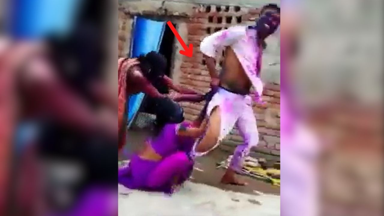 Viral video : कपड़ा फाड़ होली , लूट गई शख्स की इज्ज़त , महिलाओं से पंगा ...