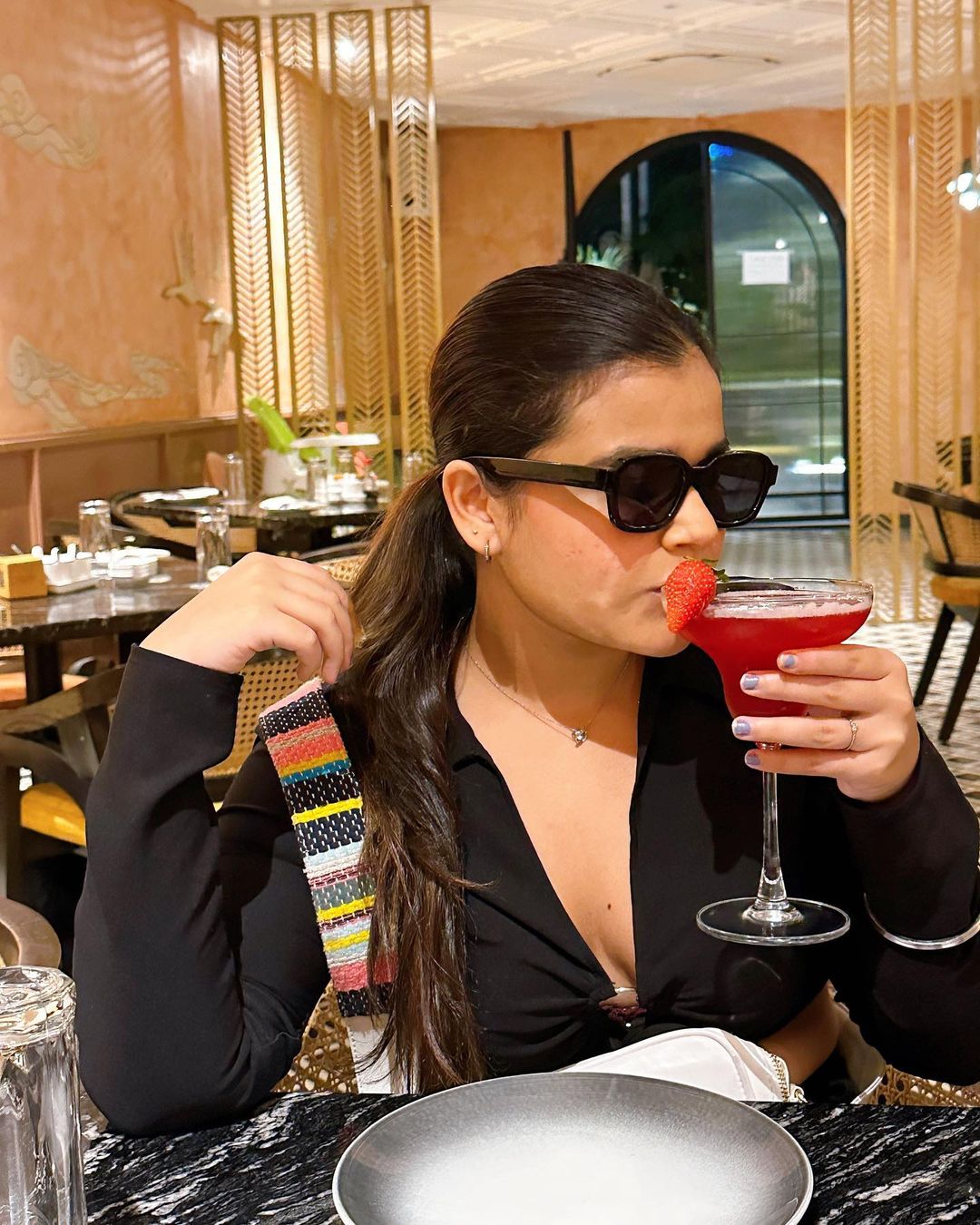 Comedy Circus little gangubai actress saloni daini shocking ...