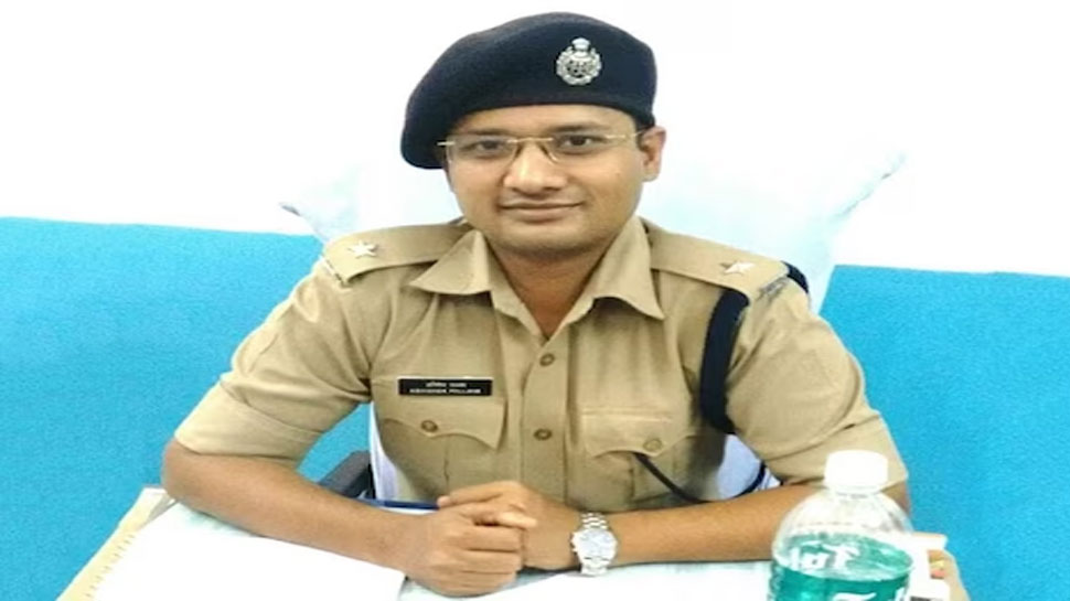 IPS Abhishek pallava Success Story clear Upsc exam | ये छोरा डॉक्टर से ...