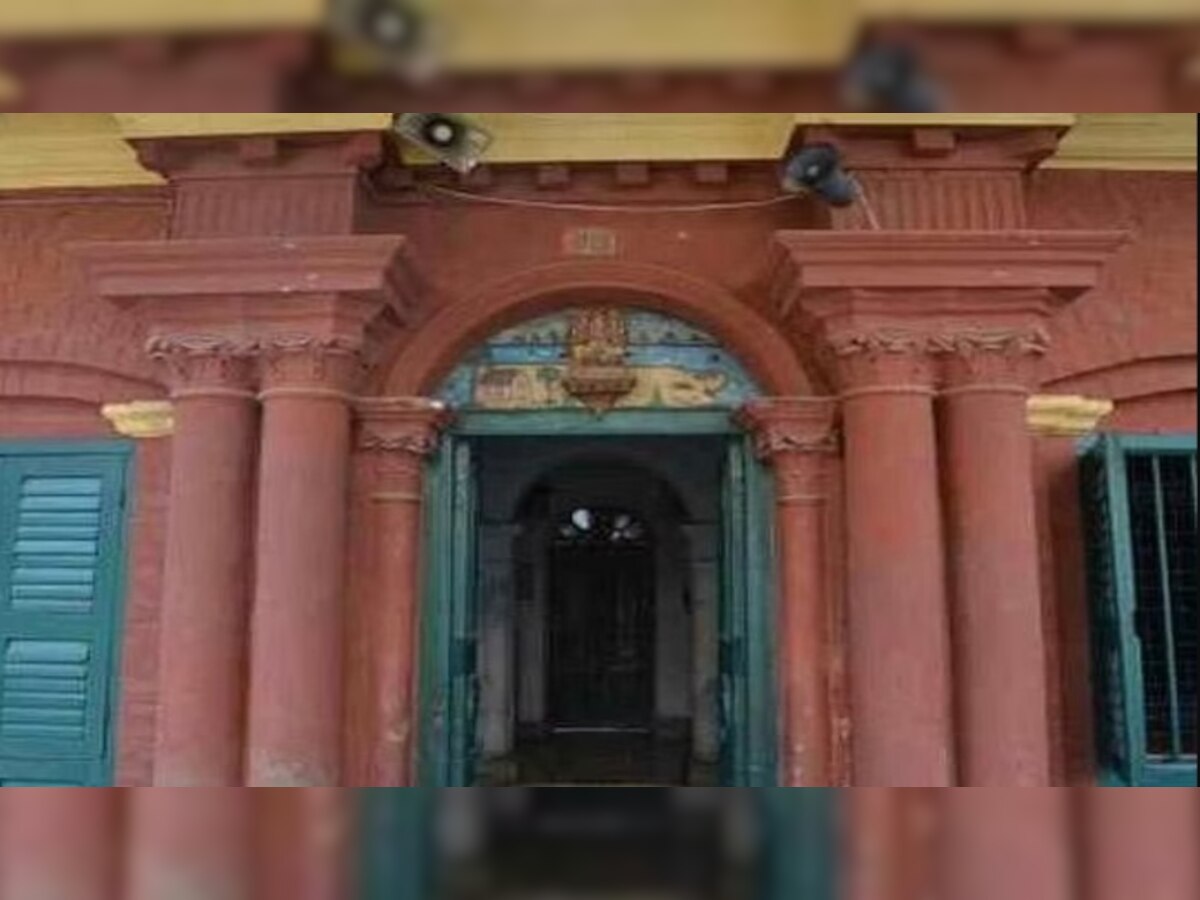 varanasi mukti dham where people come to leave his body at the end ...