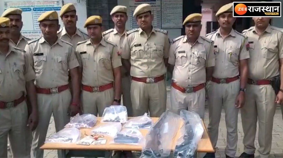 Major action Pratapgarh police 5158 gang busted cache of illegal ...