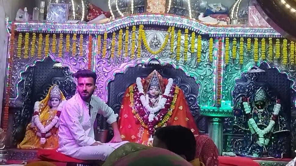 Bhiwani News unique Bhoj wala Temple Godess form changes every day of ...