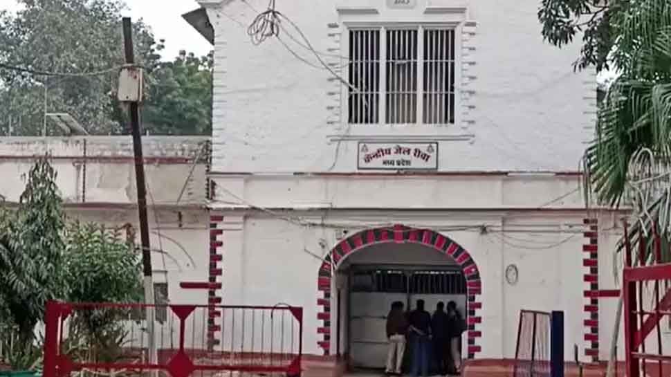 Rewa central jail Prisoners studying mba msw taking degree diploma ...