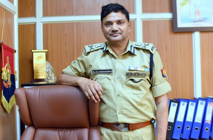 RK Vishwakarma appointed new DGP of Uttar Pradesh police | UP New DGP ...