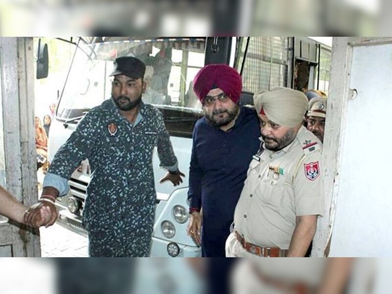 Navjot Singh Sidhu: ଆସନ୍ତାକାଲି ମୁକୁଳିବେ ସିଦ୍ଧୁ! ହତ୍ୟା ମାମଲାରେ କାଟୁଛନ୍ତି ସଜା