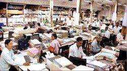 Employee Retirement Age Hike की ताज़ा खबरे हिन्दी में | ब्रेकिंग और ...