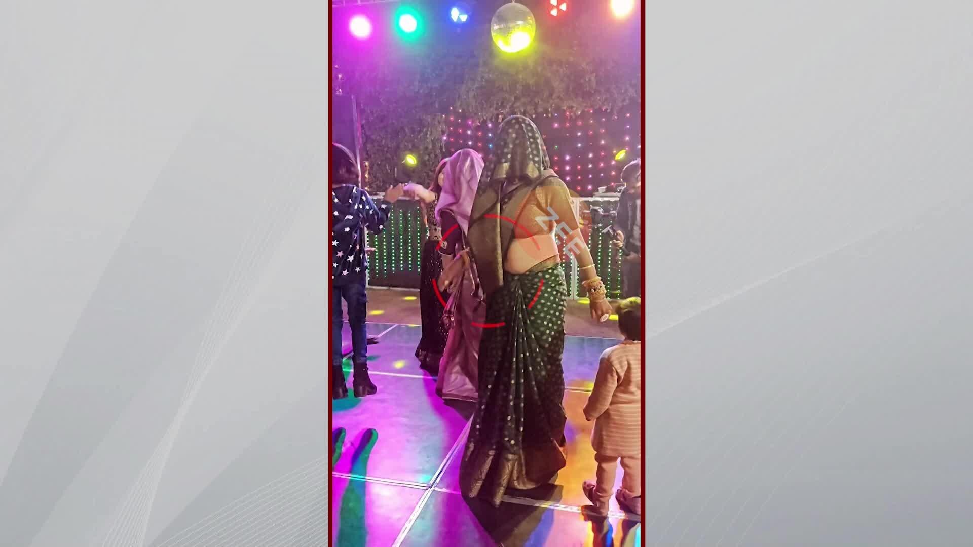 Virla Bhabhi Ka Dance Hariyanvi Song Long Drive See Desi Hot Video Indian Bhabhi Dj Floor Snup 