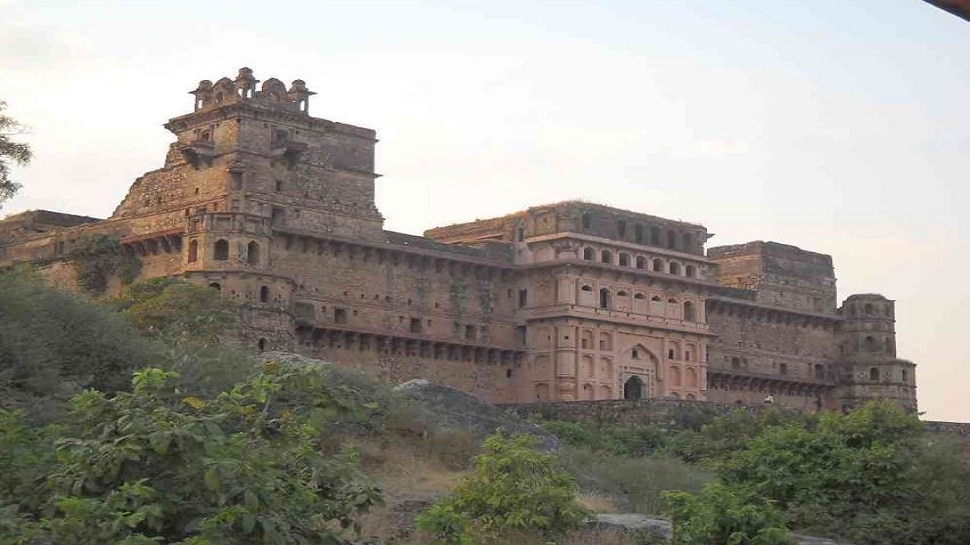 Shocking Garh Kundar Fort mysterious where suddenly disappeared entire ...
