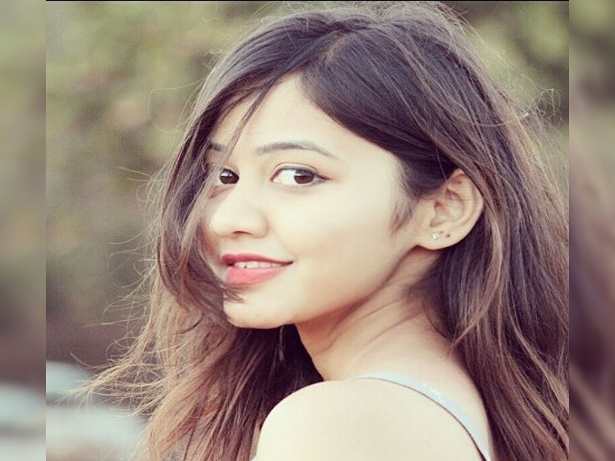 IAS Tina dabi similar ips anshika verma success story see beautiful photos | IAS टीना डाबी से कई ...