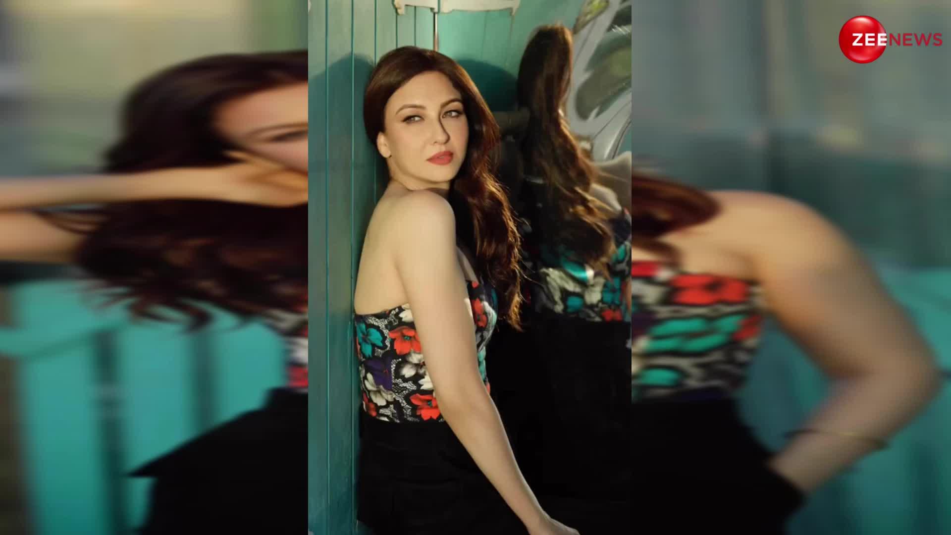 seductive and sexiest actress Saumya Tandon flaunts her hotty look wears too bold dress | बेहद ...