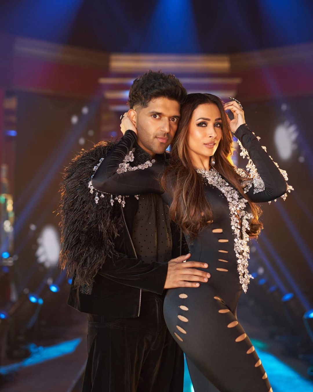 sensuous Malaika Arora holes in dress near private parts arjun kapoor ...