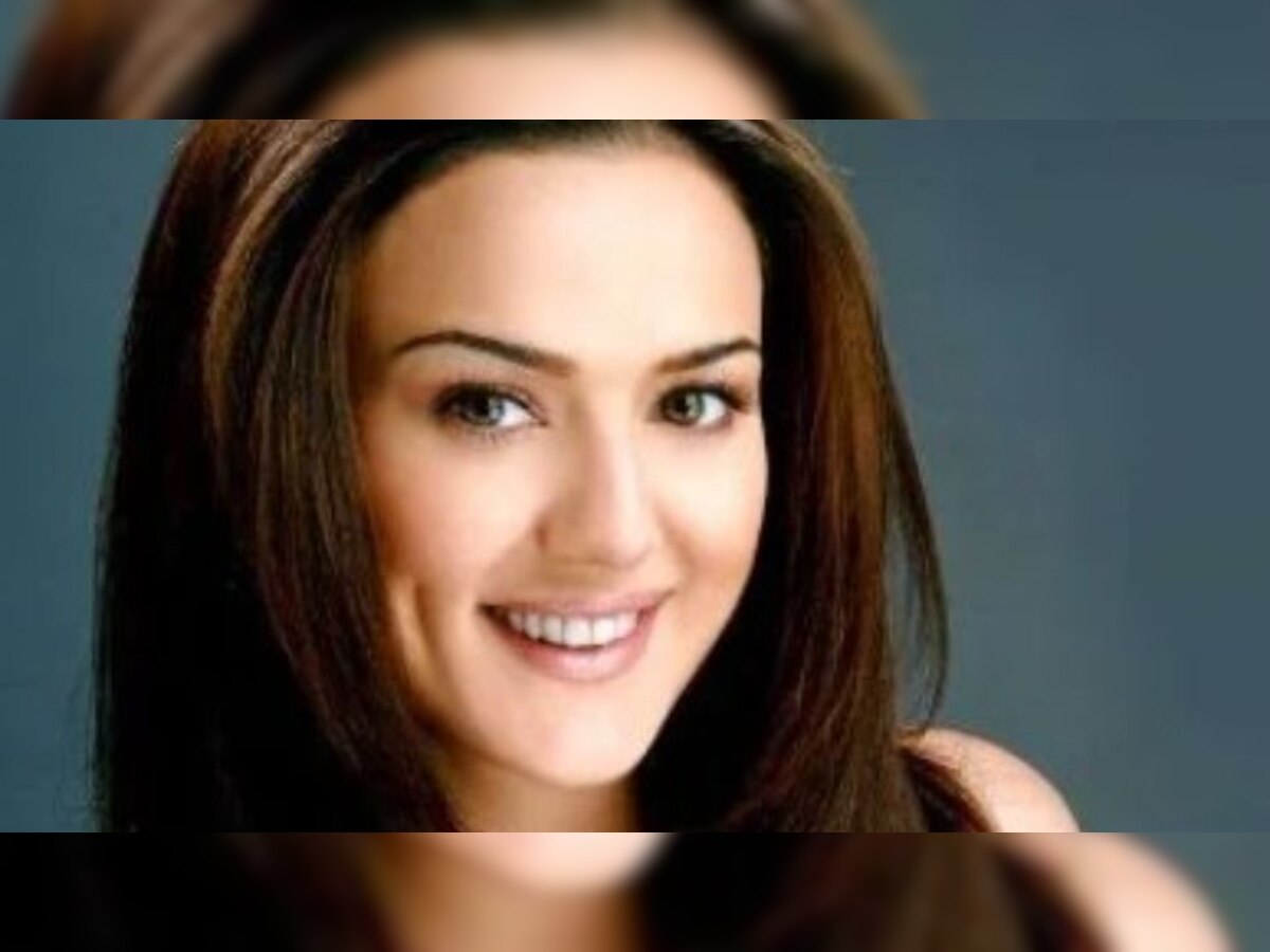 Bollywood News: जानें बॉलीवुड की इन पढ़ी-लिखी एक्ट्रेसेस के बारे में...