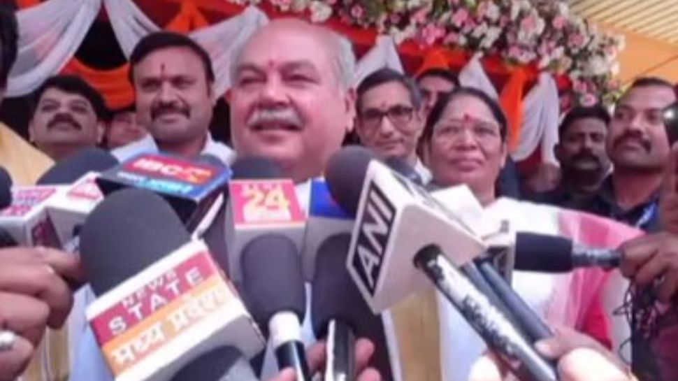 MP Politics: केंद्रीय मंत्री नरेंद्र सिंह तोमर ने कांग्रेस और AAP को ...