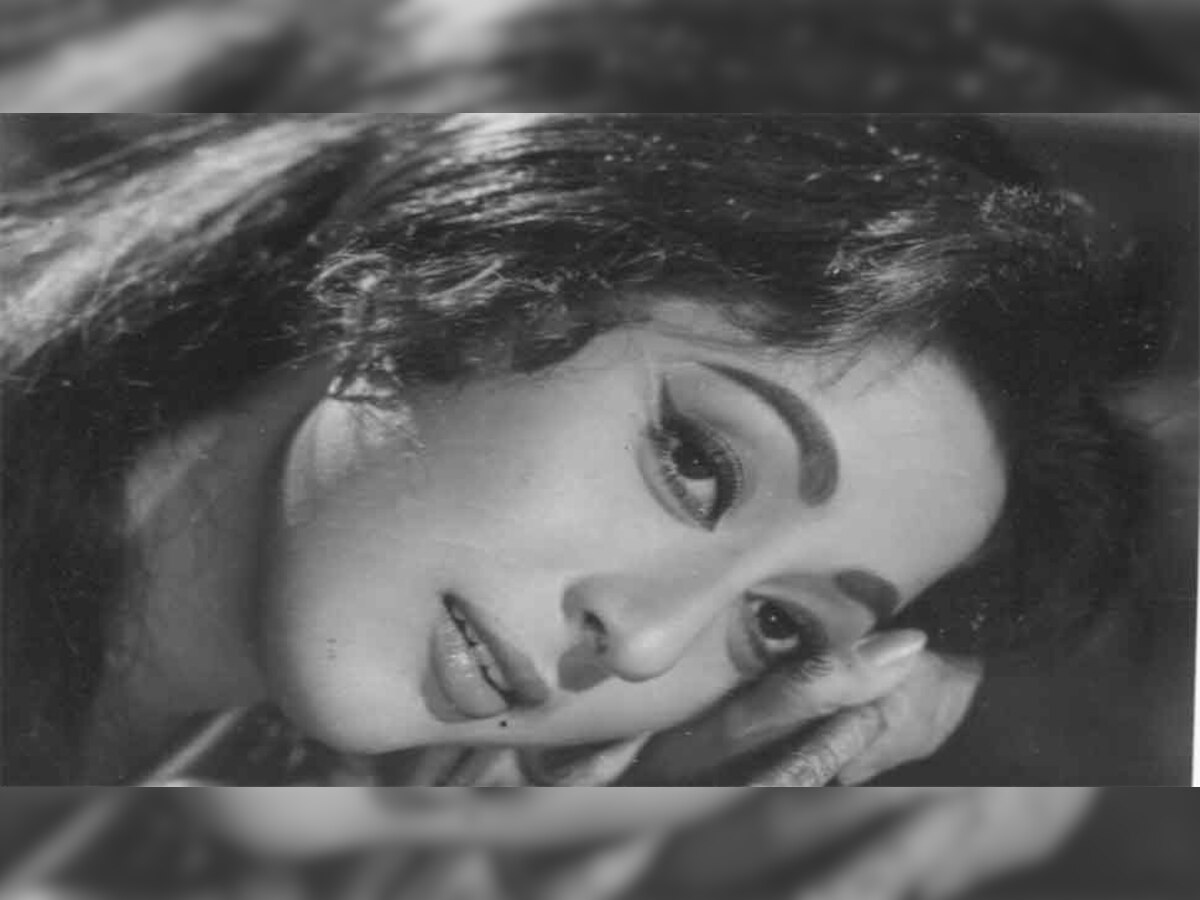 Mala sinha broke relation from bollywood industry after her daughter ...