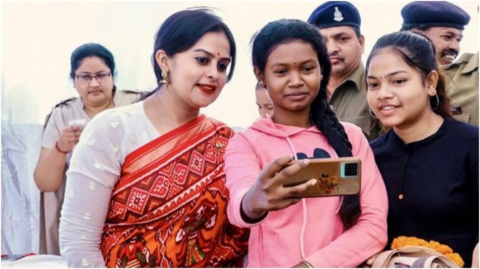 you are the collector of somewhere when the woman taunted the ias ...