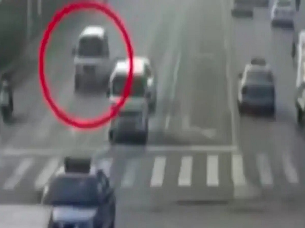 Mysterious incident caught on camera, people were surprised to see the ...