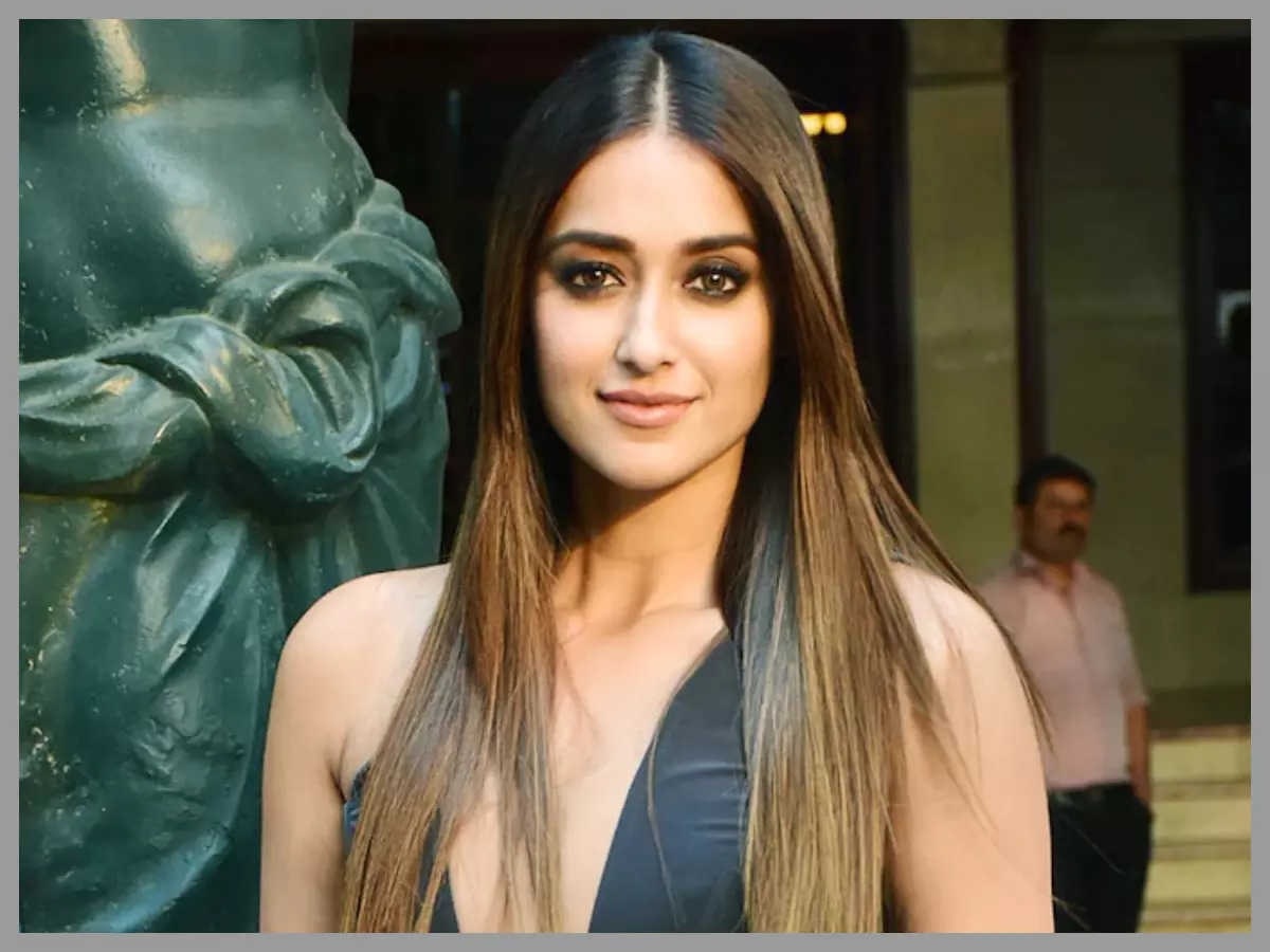 Ileana DCruz Pregnancy before marriage affair with katina kaif brother ...