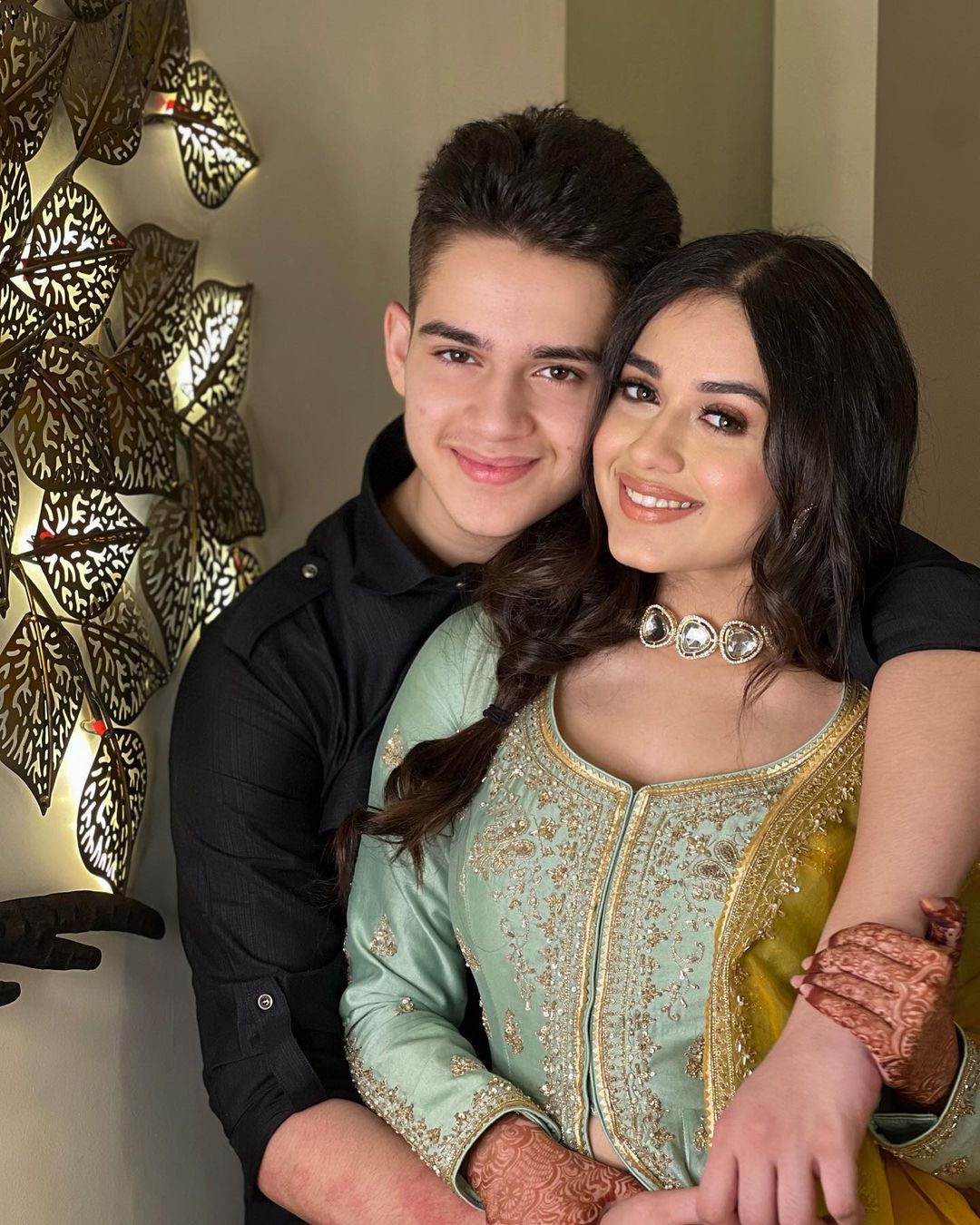 jannat zubair eid celebratation with family see her gorgeous and pretty ...