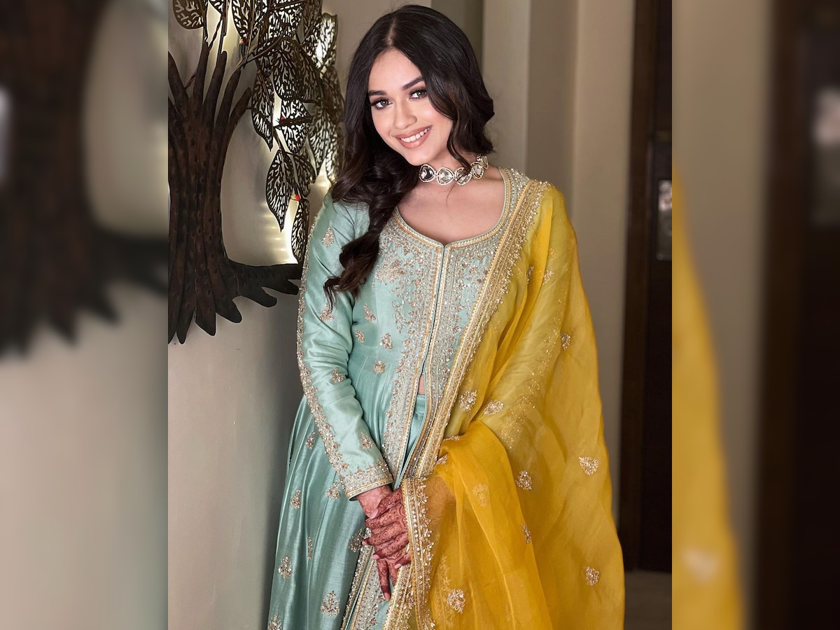 jannat zubair eid celebratation with family see her gorgeous and pretty festival look | Jannat ...