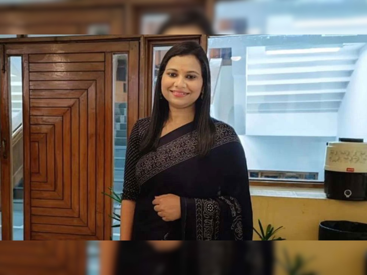 ias anshu priya success story first posting in jodhpur Rajasthan | यह लड़की डॉक्टरी छोड़ बनी IAS ...