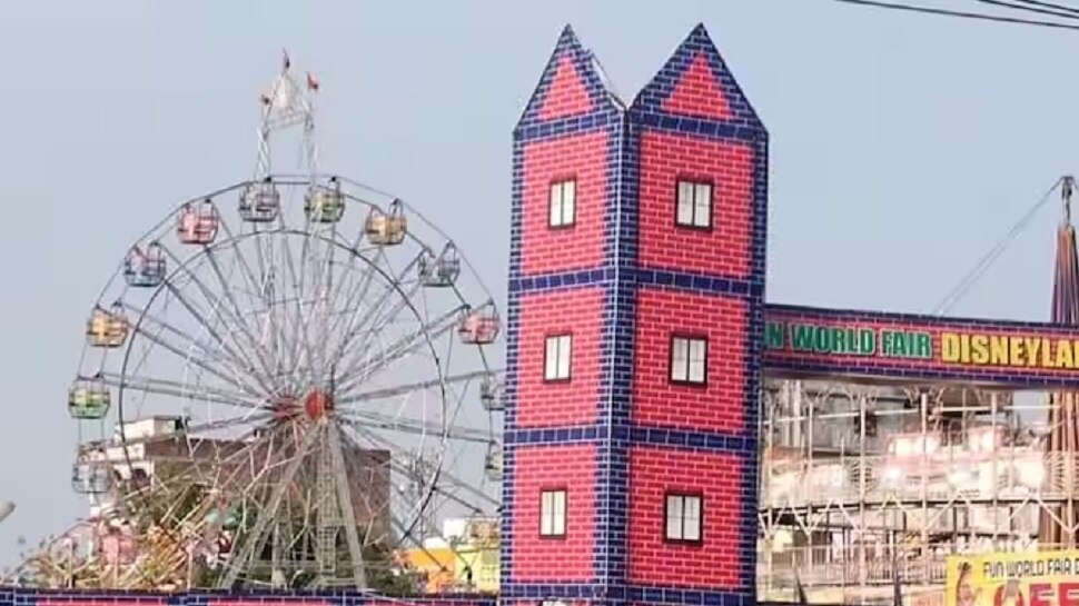 Gopalganj Disneyland Fair current in tower jhula 3 people injured one ...