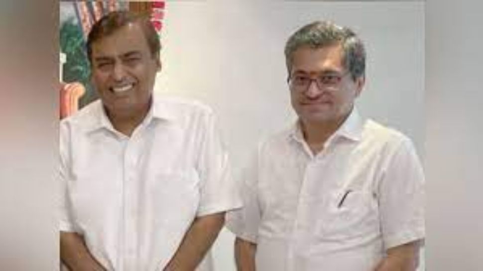Reliance Chairma Mukesh Ambani gifts manoj modi 22 storey building ...