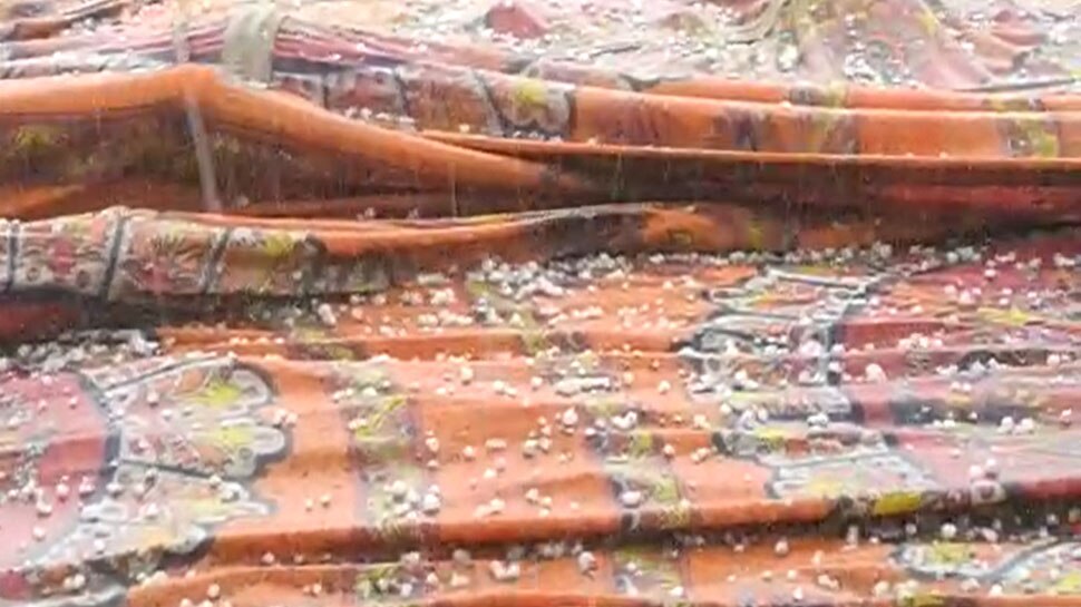 Hailstrom at many places in Baran temperature down due to rain in ...