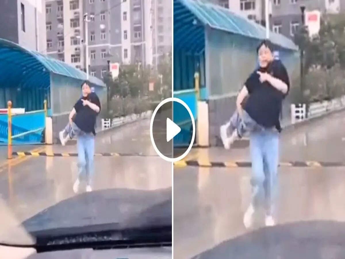 save younger sister heavy rain brother hid her T-shirt people emotional ...
