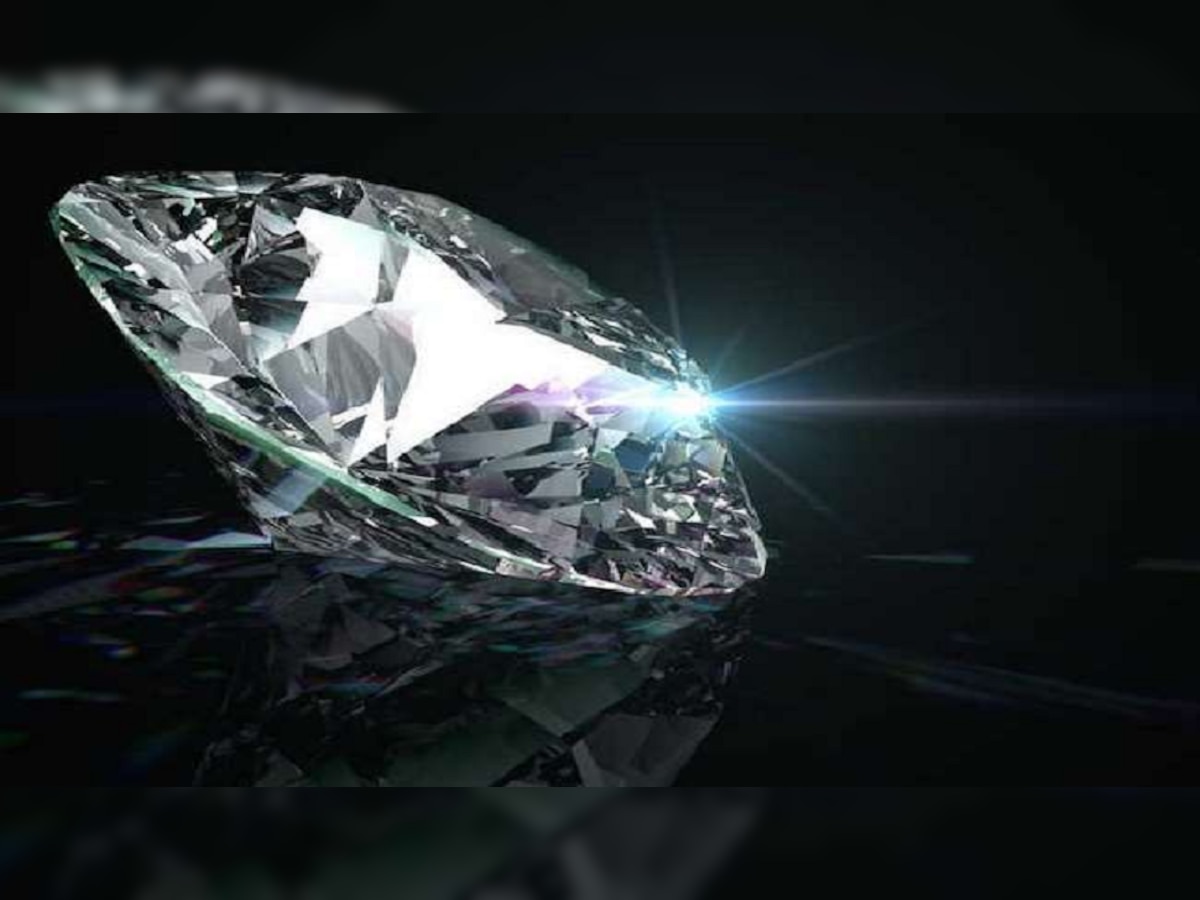Diamond ratna can make you rich know how to wear this Diamond gemstone ...