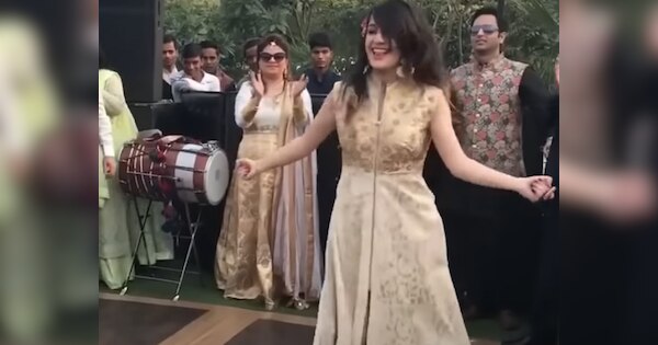Pakistan girl dance havoc internet netizens are watching this video ...