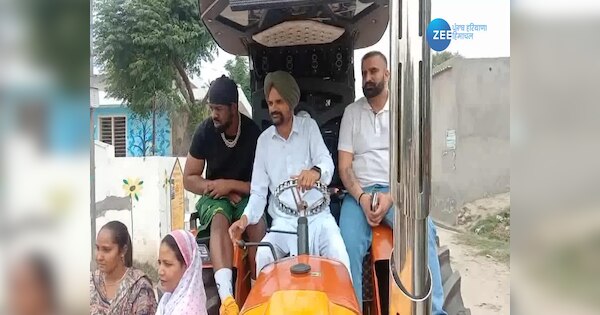 nigerian rapper tion wayne arrived in moosa pind met sidhu moosewala ...