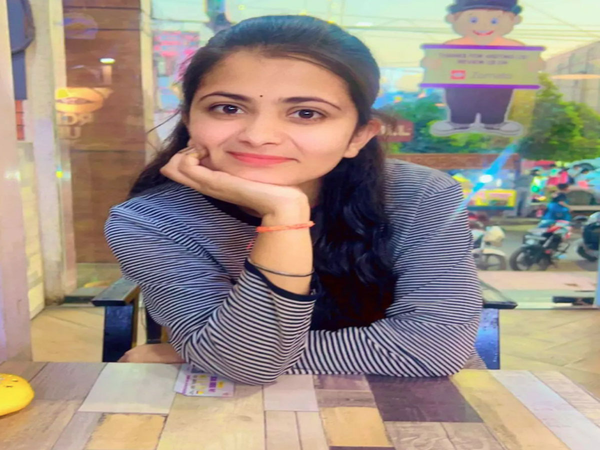 IPS Divya Tanwar Know her success story | इस महिला IPS की मां करती थी ...