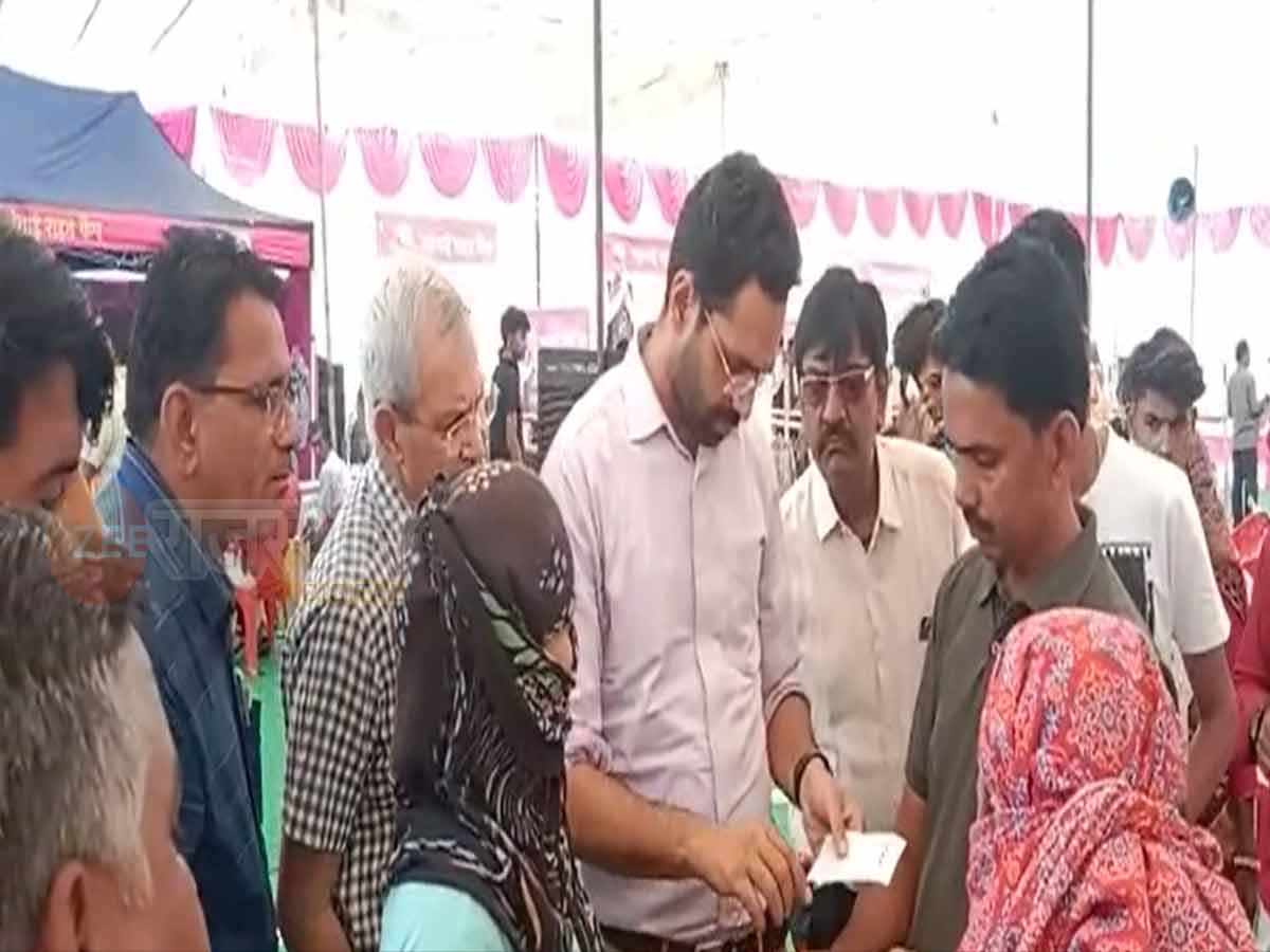 Dausa Enthusiasm among people regarding inflation relief camp about 1 ...