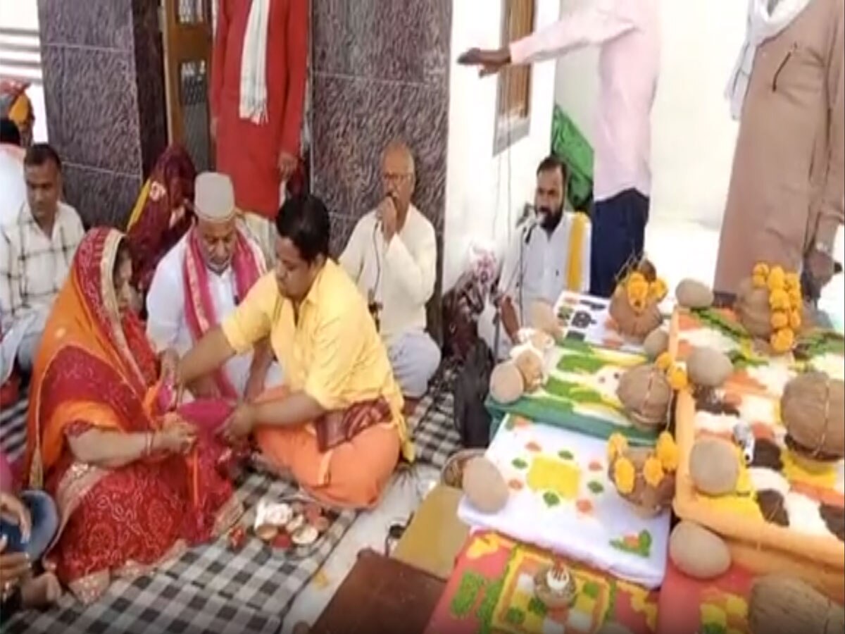 Sikar news Huge Kalash Yatra taken out in Ladiya and village Gavdi ...