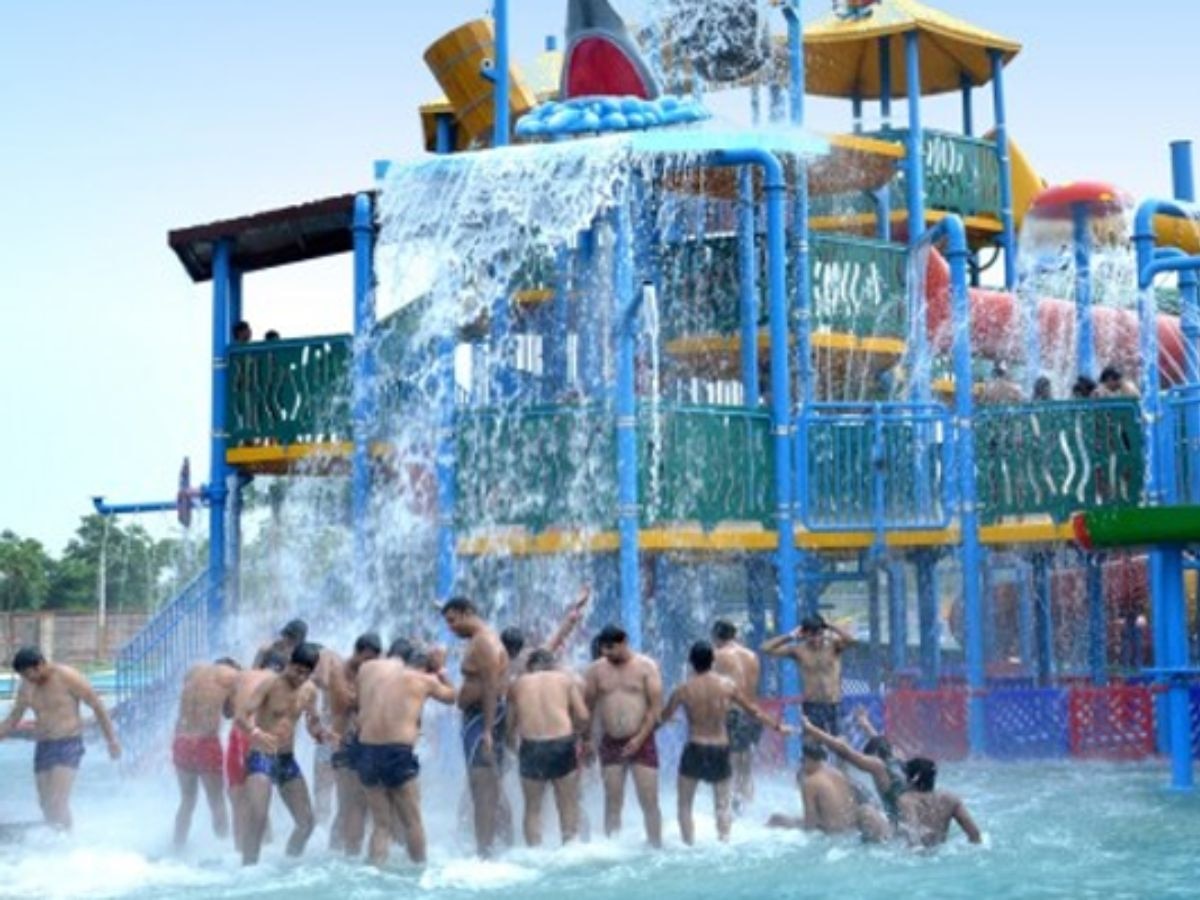 Water Park in Delhi NCR Celebrate this sunday with your loved ones WoW ...