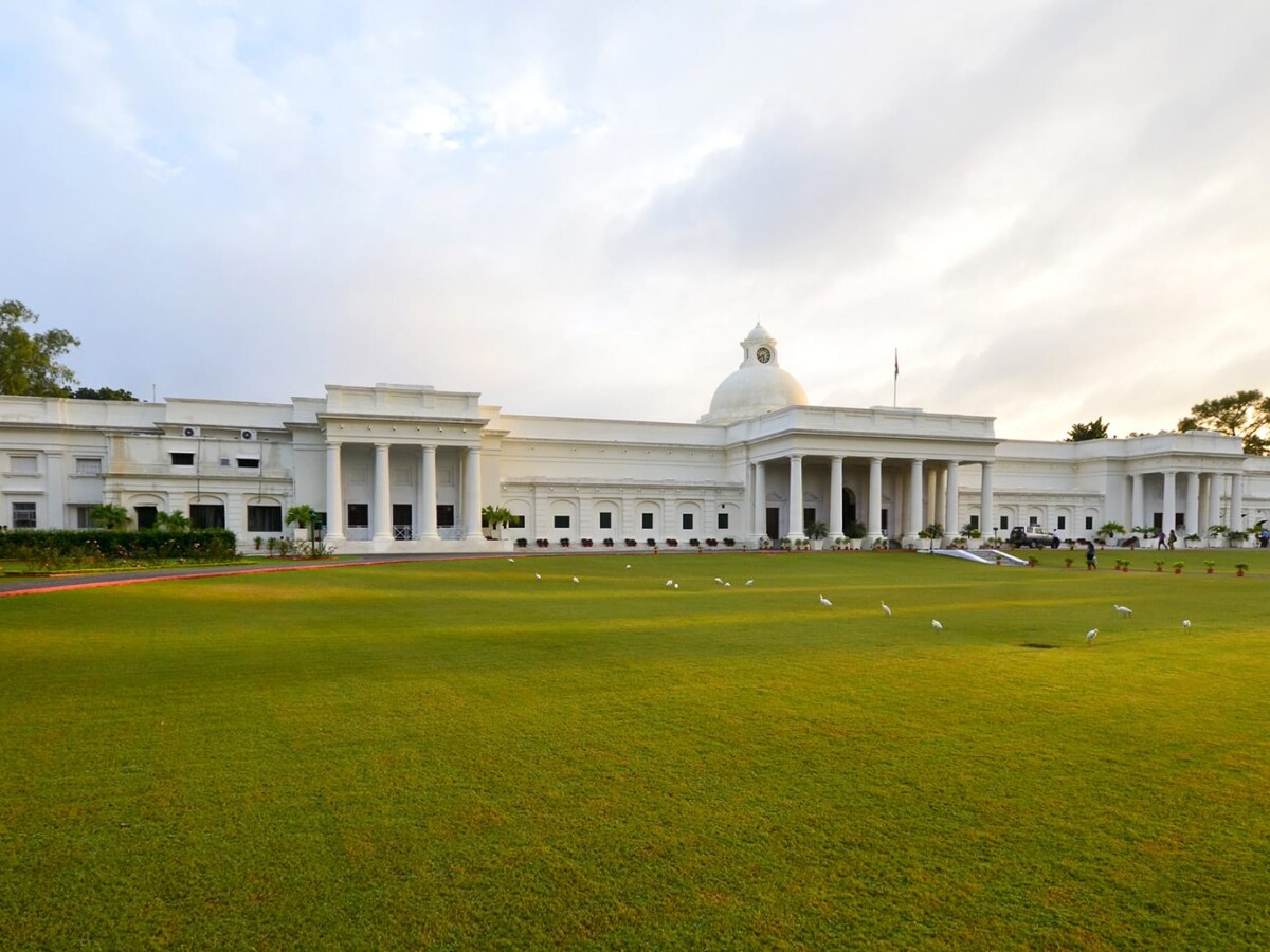 these are the most beautiful college campuses of the country, where ...