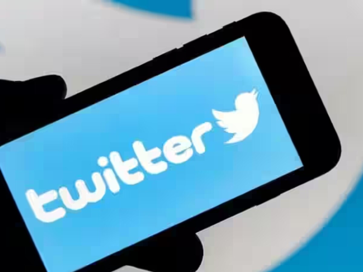 Twitter latest update Coming soon new feature allow direct message ...