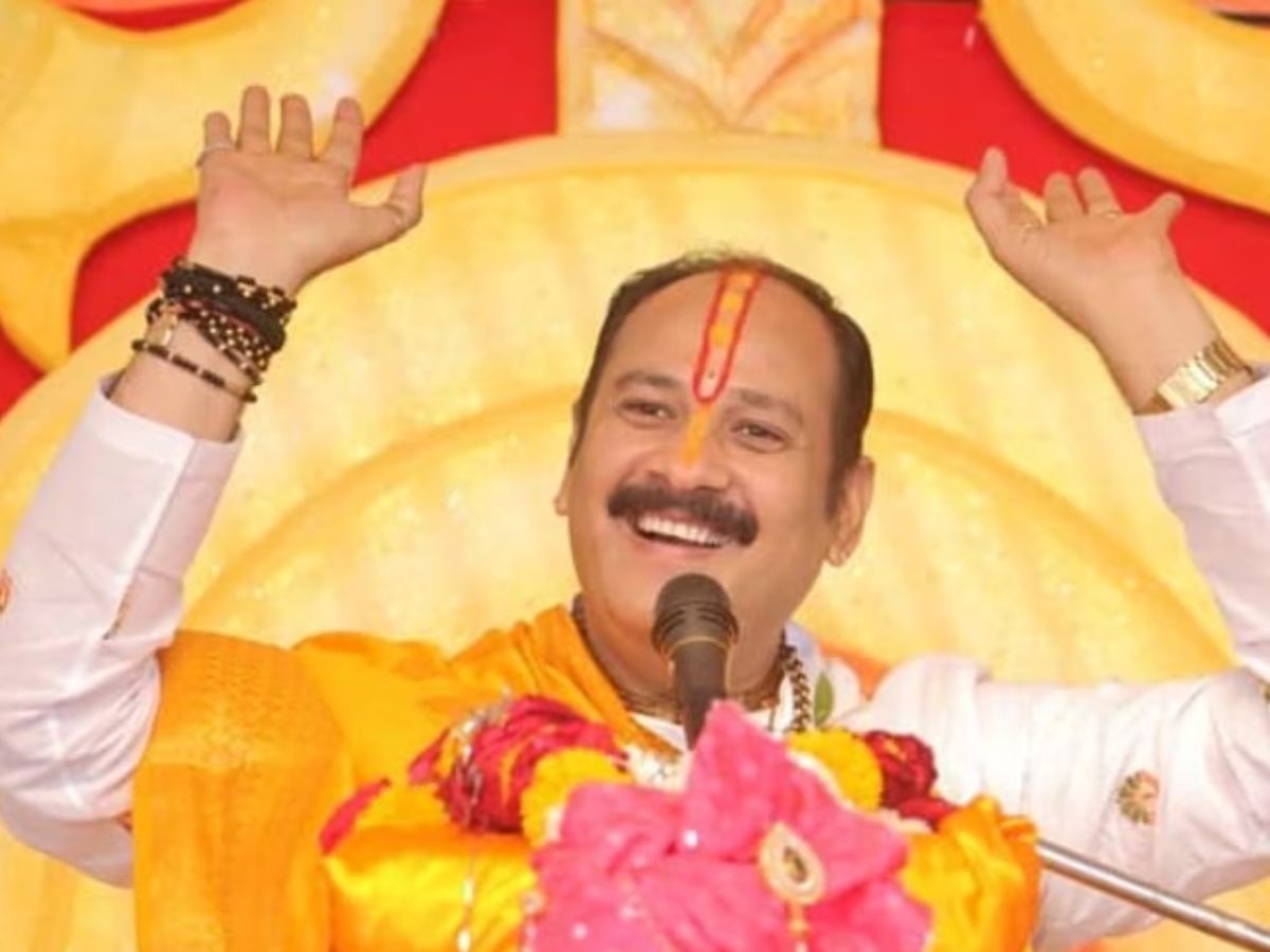 sihore kubareshwar dham pradeep mishra fees charge for a katha bio family education | Pradeep ...