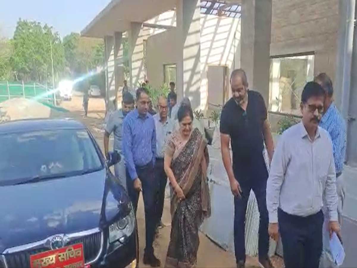 Rajasthan CS Usha Sharma reviewed Gandhi Darshan Museum under ...