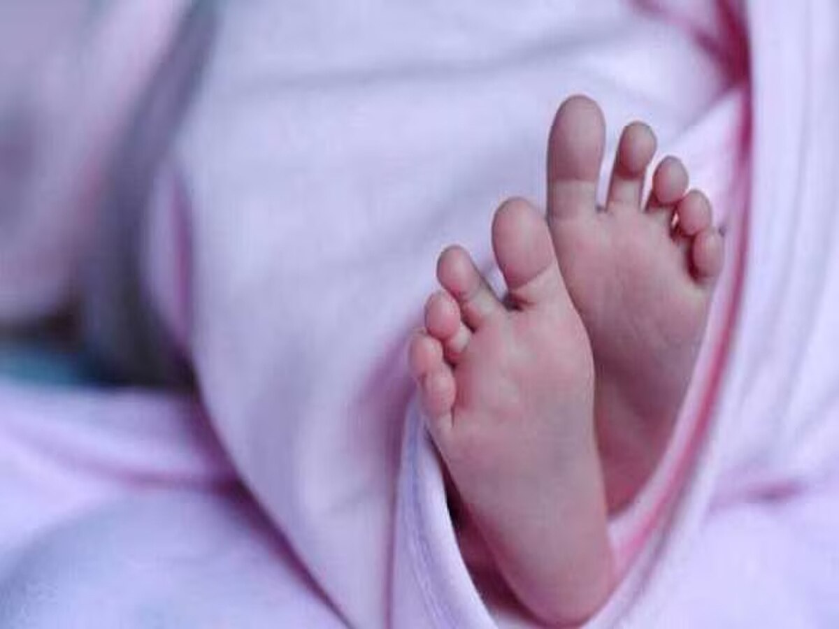 Madhya Pradesh: Mother gave birth child outside hospital big question ...