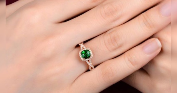 gemology wearing panna stone get good luck and success in career budh ...