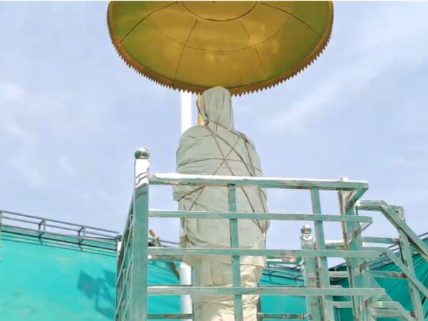 cm yogi adityanath mainpuri visit unveiling statue of Madhav Rao ...