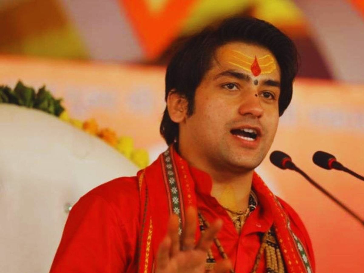 Bageshwar Dham Dhirendra Krishna Shastri Biography Know about Parents ...