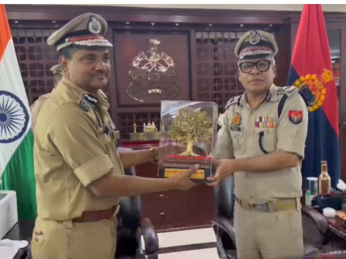 Jalaun IPS Vijay Kumar son of sub inspector got responsibility of new ...