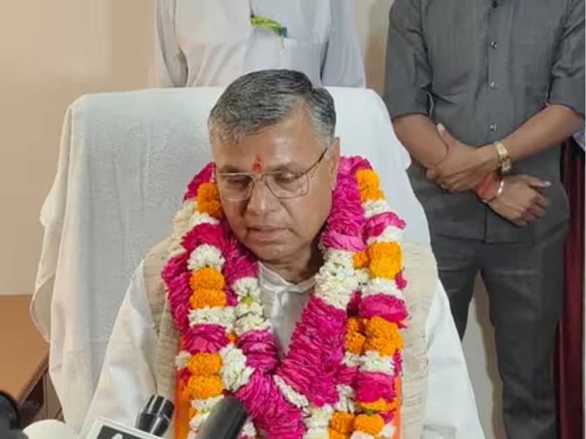 Deadly attack on UP Prison and Home Guard Minister Dharamveer Prajapati ...