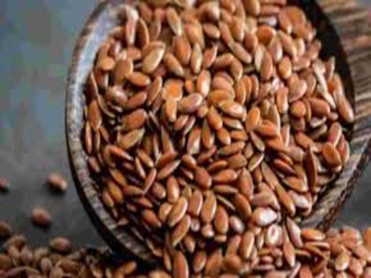 Alsi Ke Upay: जीवन के सभी संकट चुटकियों में हो जाएंगे गायब, अलसी के बीच ...